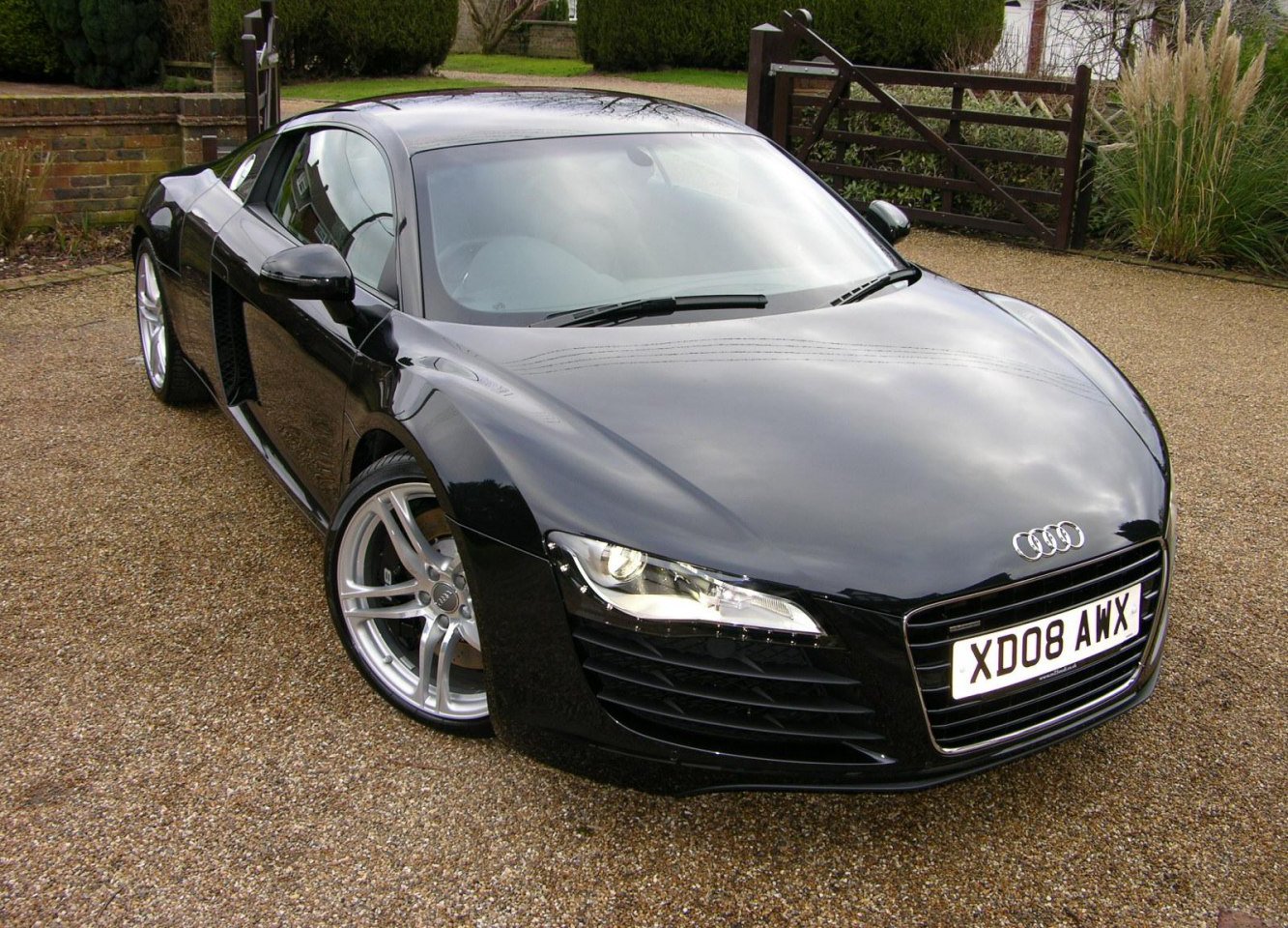 Audi R8 Coupe 4.2 FSI V8 (420 Hp) quattro R tronic